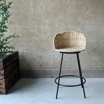 Natural Rattan Scallop Kitchen Island Bar Stool – The Rattan Company